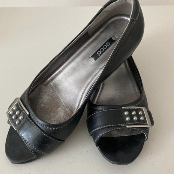 Ecco | Shoes | Ecco Black Leather Open Toe Wedge Ballet Flats Silver ...